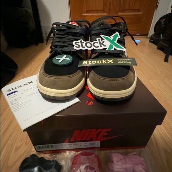 Nike | Shoes | Travis Scott Mocha Low | Poshmark